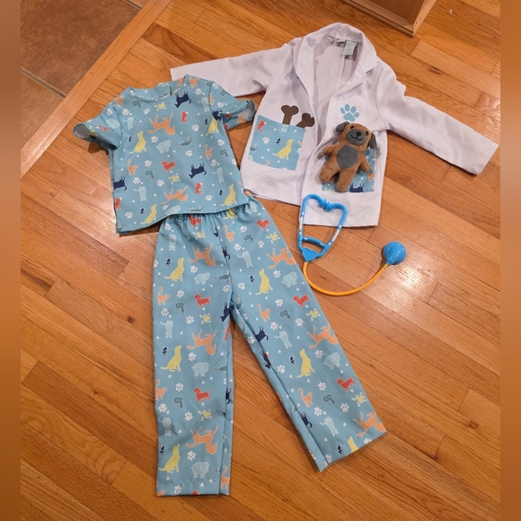 Costumes | Veterinary Costume | Poshmark